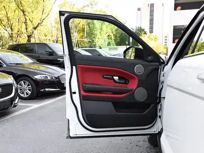 揽胜极光 2018款 240PS HSE DYNAMIC 致动版 路虎 5/51张图片大全_汽车座椅图库-汽车之家