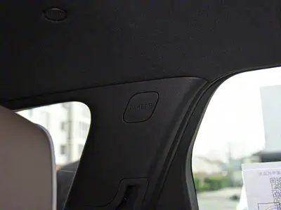 昂科旗 2022款 652T 四驱尊享旗舰型 7座 别克 46/55张图片大全_汽车座椅图库-汽车之家