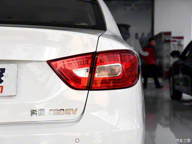 最大续航或为205km 一汽奔腾B30EV到店 _电动生活