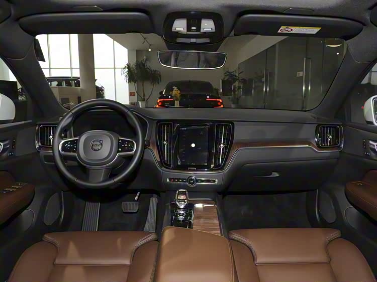 2025款沃尔沃S60正式上市，售30.69万起！动力参数调整_车家号_发现车生活_汽车之家