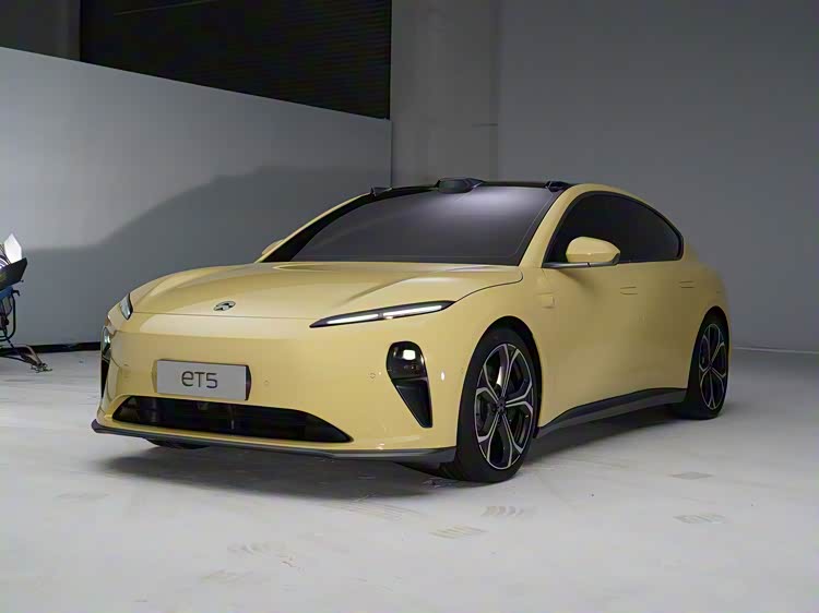 【文章】震撼登场！蔚来ET5与ET5T的深度对比_车家号_汽车之家