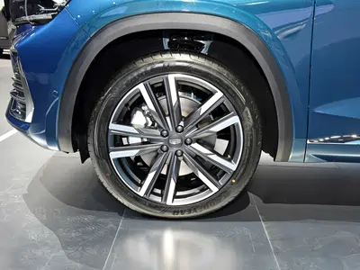 星越L 2021款 2.0TD 高功自动四驱旗舰型 吉利汽车 16/113张图片大全_汽车细节图库-汽车之家