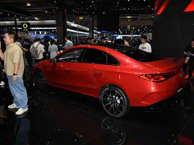 奔驰CLA新能源 2025款 300L 时尚型 奔驰 12/14张图片大全_汽车外观图库-汽车之家