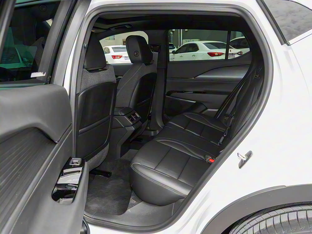 凯迪拉克新款三强对决：GT4、XT4、CT5综合解析_车家号_发现车生活_汽车之家