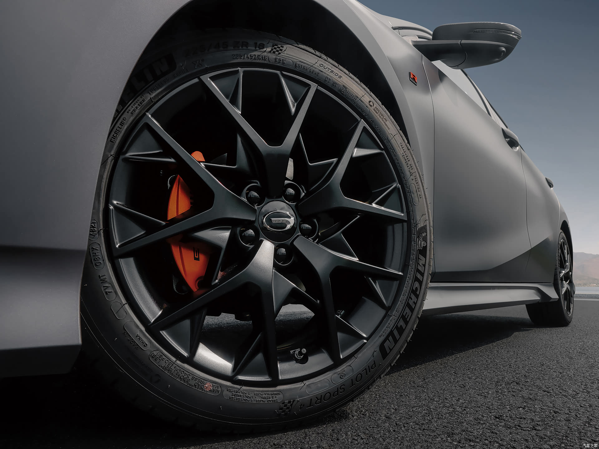 1920x0_1_q95_autohomecar__ChsFJ2KEt-6AaY1iAGWWlNgHnMM718.jpg (1920×1440 ...