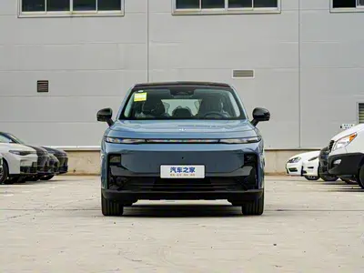 零跑B10 2025款 510悦享版 零跑汽车 2/8张图片大全_汽车外观图库_星夜蓝-汽车之家