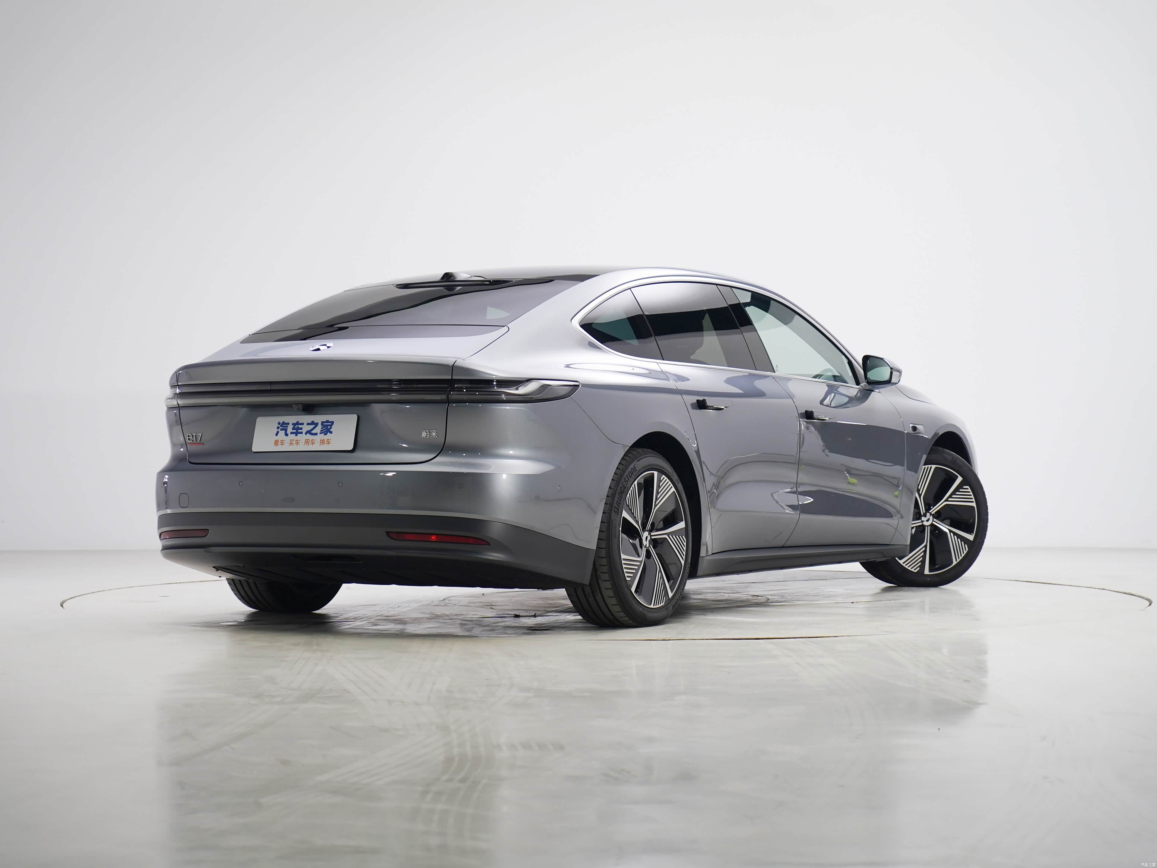 蔚来ET7 2024款 75kWh 行政签名版 蔚来 95/95张图片大全_汽车外观图库-汽车之家