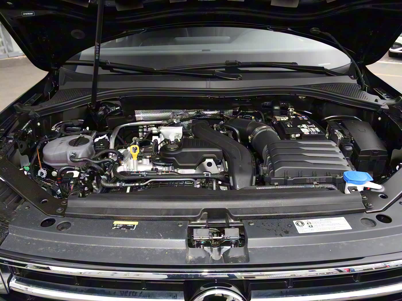 途观L 2024款 出众款 300TSI 自动两驱龙腾版 大众 61/126张图片大全_汽车细节图库-汽车之家