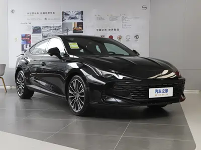 MG7 2025款 2.0T 405 AT奢享版 名爵 3/7张图片大全_汽车外观图库_墨玉黑-汽车之家