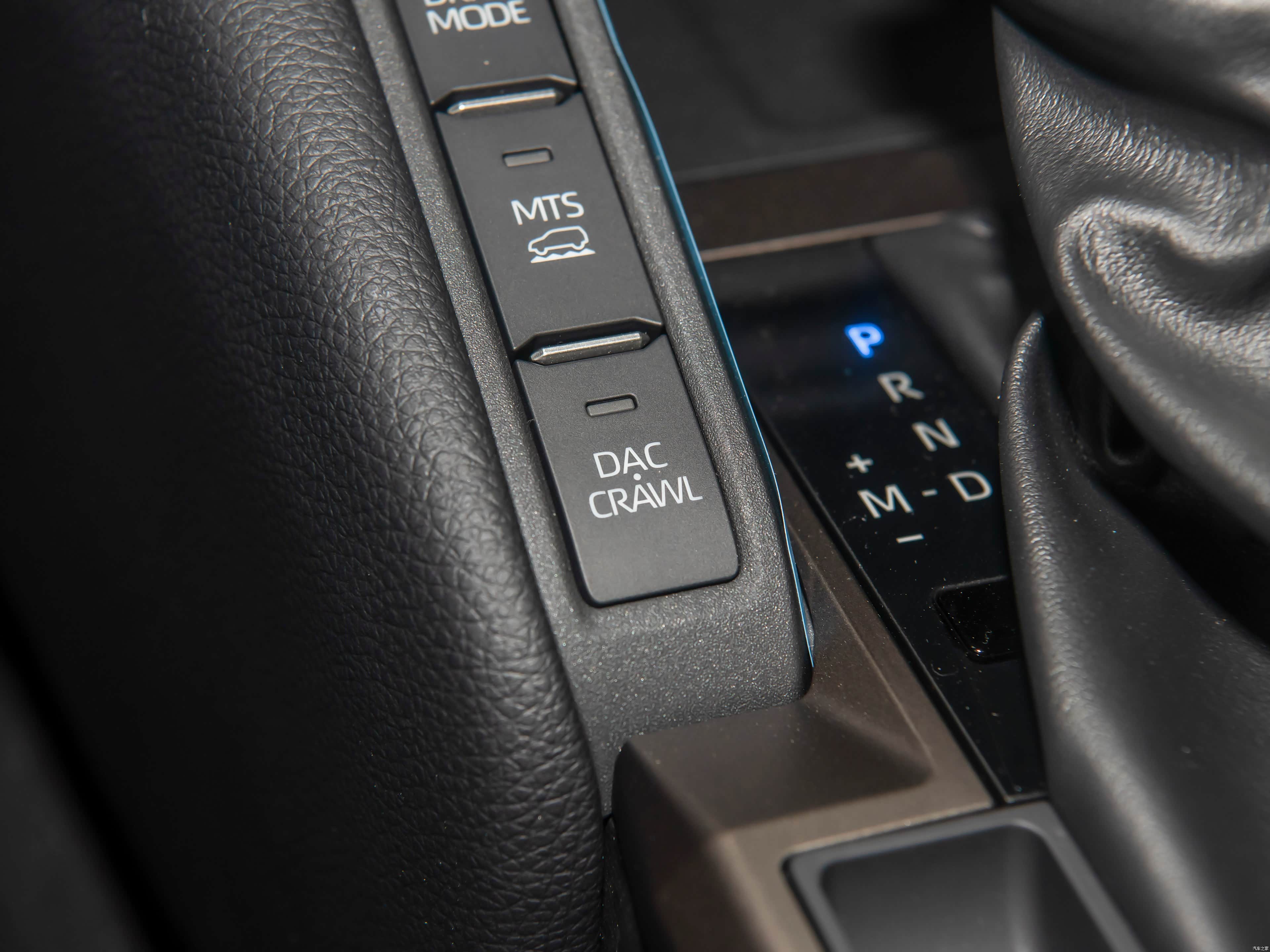 普拉多 2025款 2.4T 悍野WX版 5座 丰田 89/103张图片大全_汽车内饰图库-汽车之家