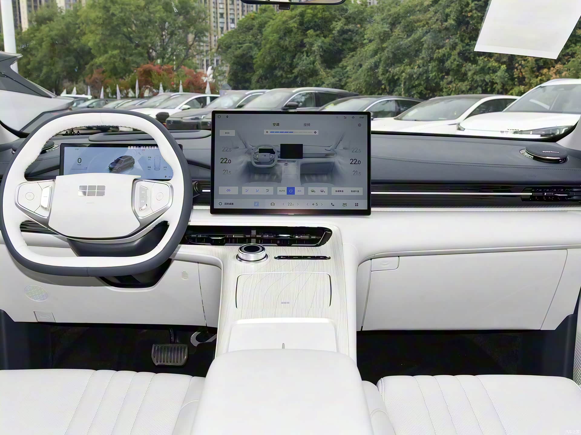 银河E5 2024款 530km 星舰版 吉利银河 3/74张图片大全_汽车中控图库_黑色/云初白-汽车之家