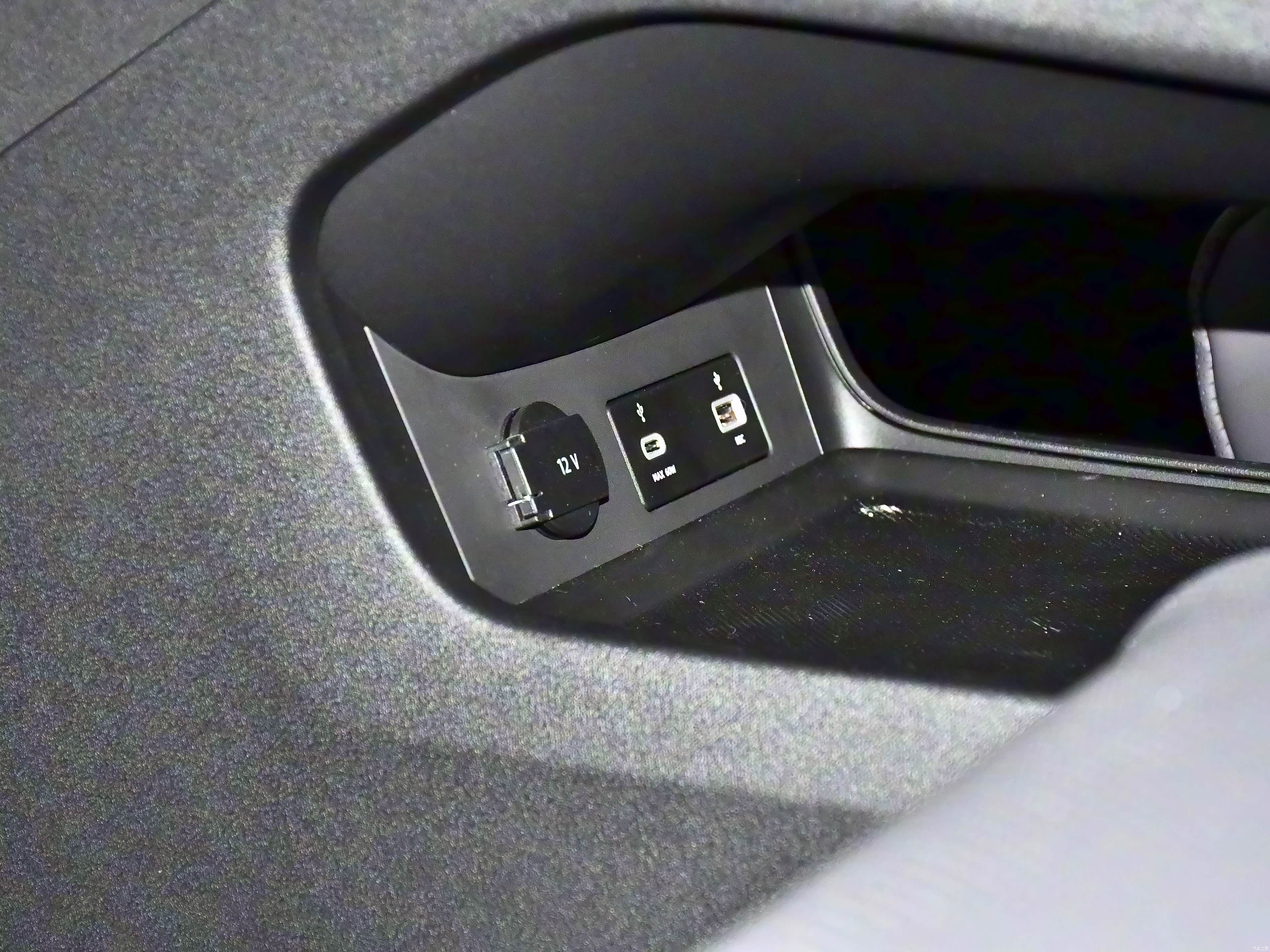 零跑C16 2024款 纯电 520尊享版 零跑汽车 69/119张图片大全_汽车内饰图库-汽车之家