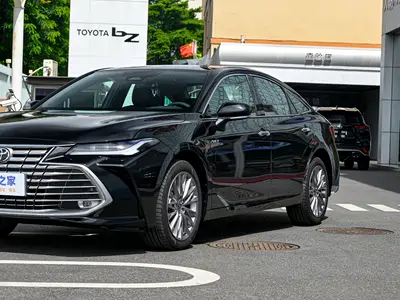 亚洲龙 2024款 双擎 2.0L 豪华版 丰田 199/364张图片大全_汽车细节图库-汽车之家