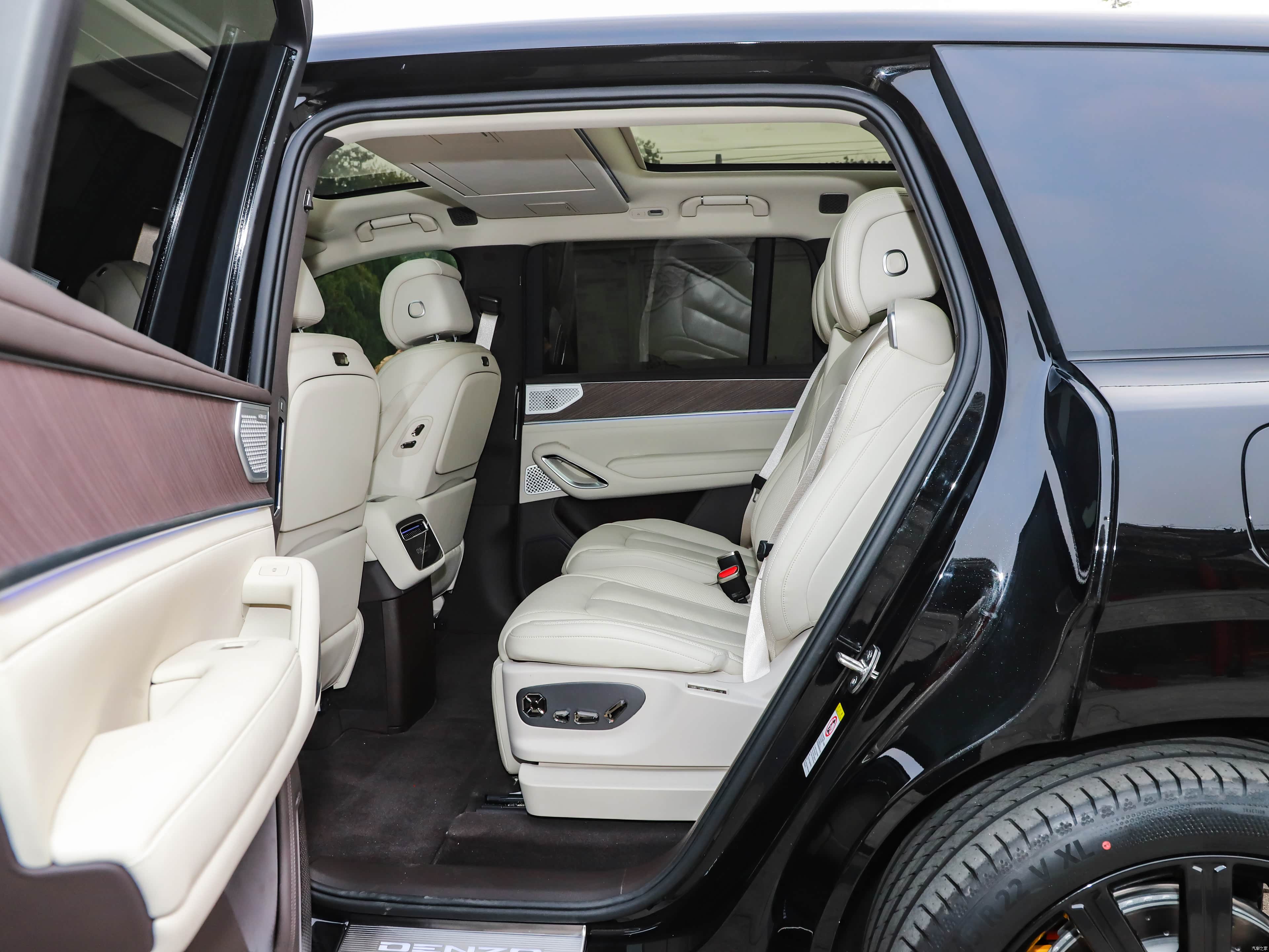 腾势N9 2025款 旗舰型 腾势 83/305张图片大全_汽车座椅图库-汽车之家