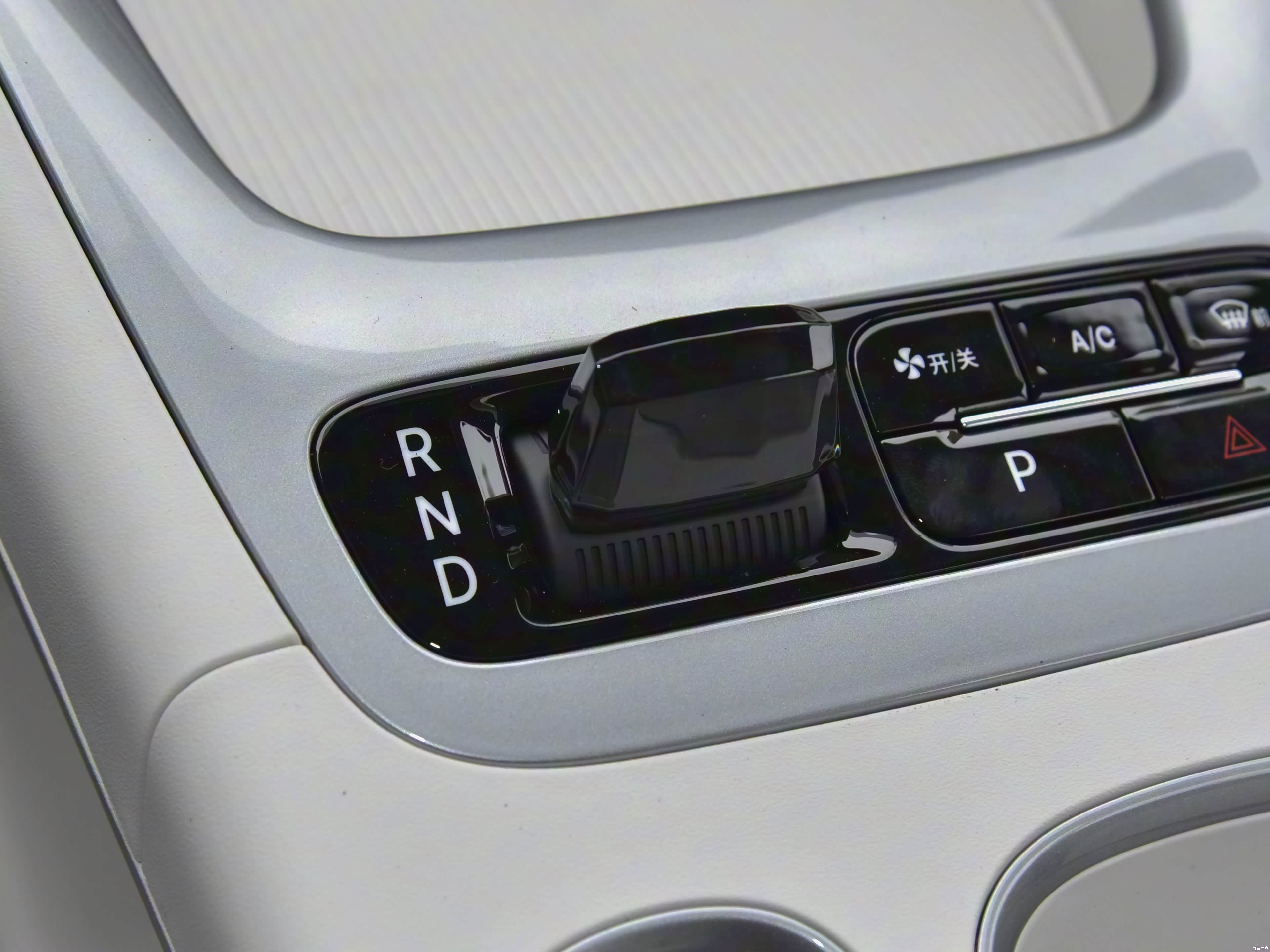 星愿 2025款 310km 青春版 吉利银河 86/93张图片大全_汽车内饰图库-汽车之家