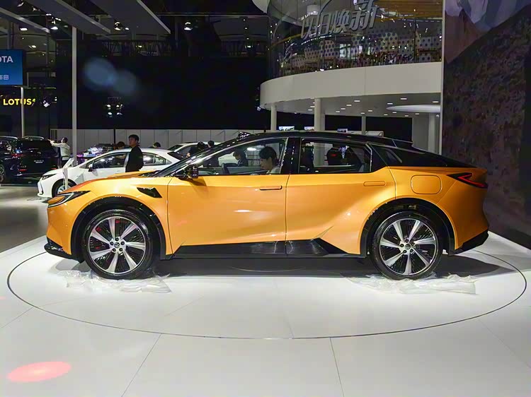 【文章】一汽丰田bZ5开启预售，13万元起，提供激光雷达，竞争零跑C10？_车家号_汽车之家