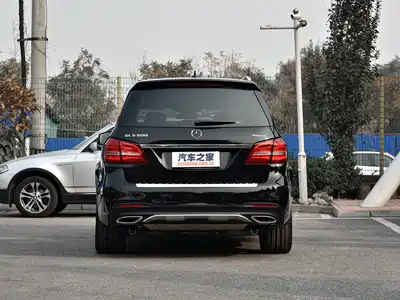 奔驰GLS 2018款 GLS 500 4MATIC 奔驰 6/7张图片大全_汽车外观图库-汽车之家